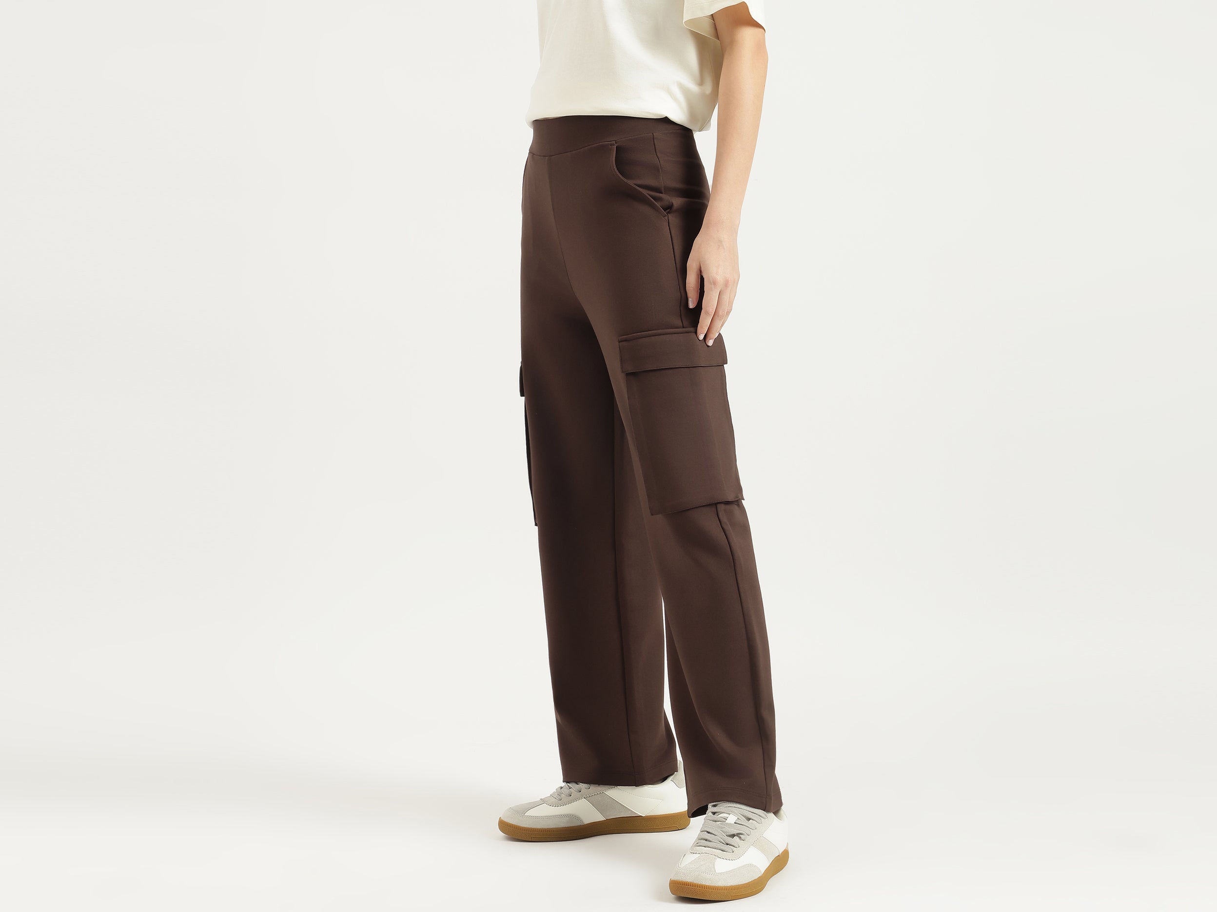 Women Solid Ponte Cargo Pants – United Colors of Benetton Store